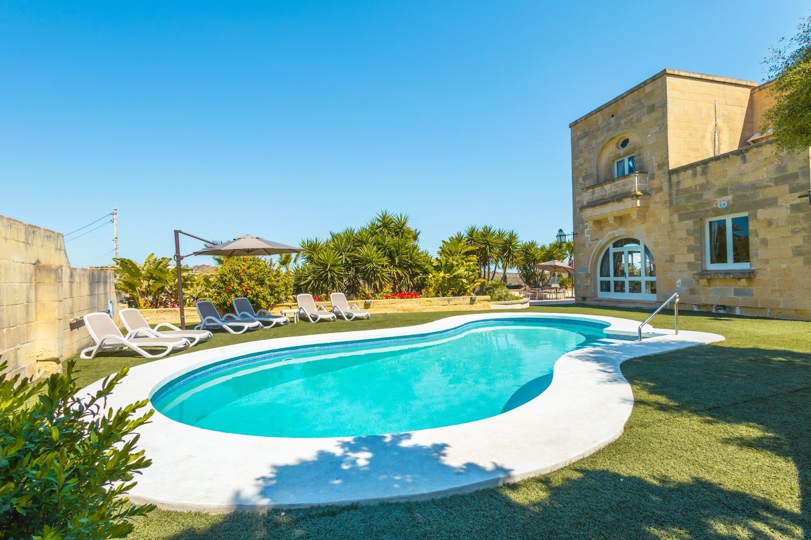 100+ unique vacation house name ideas to boost bookings | Touchstay
